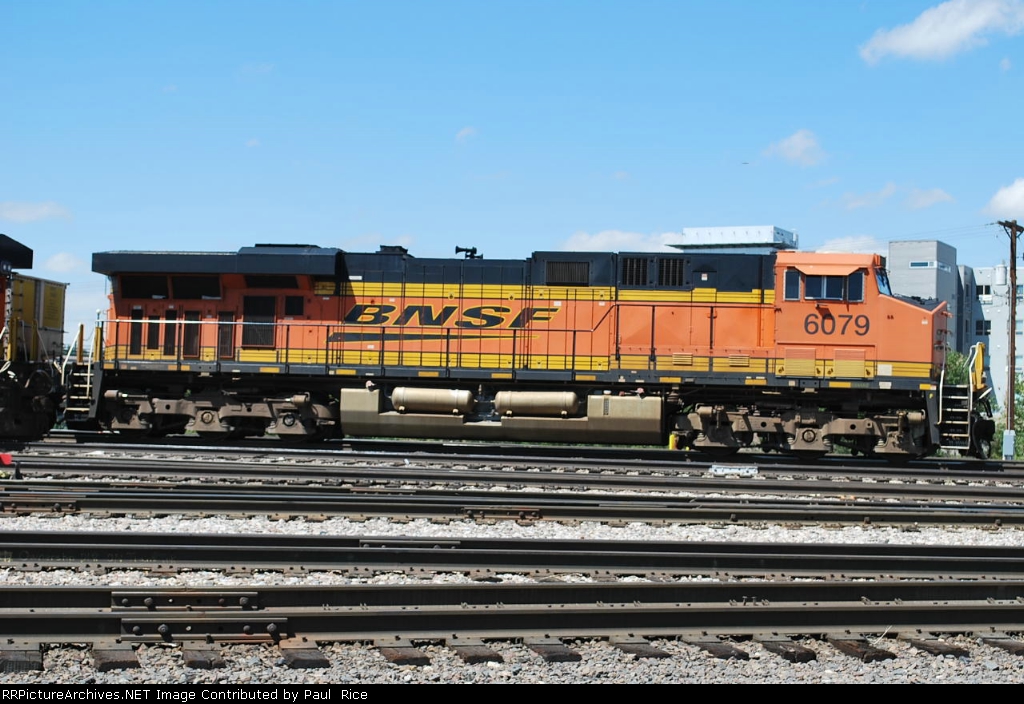 BNSF 6079
